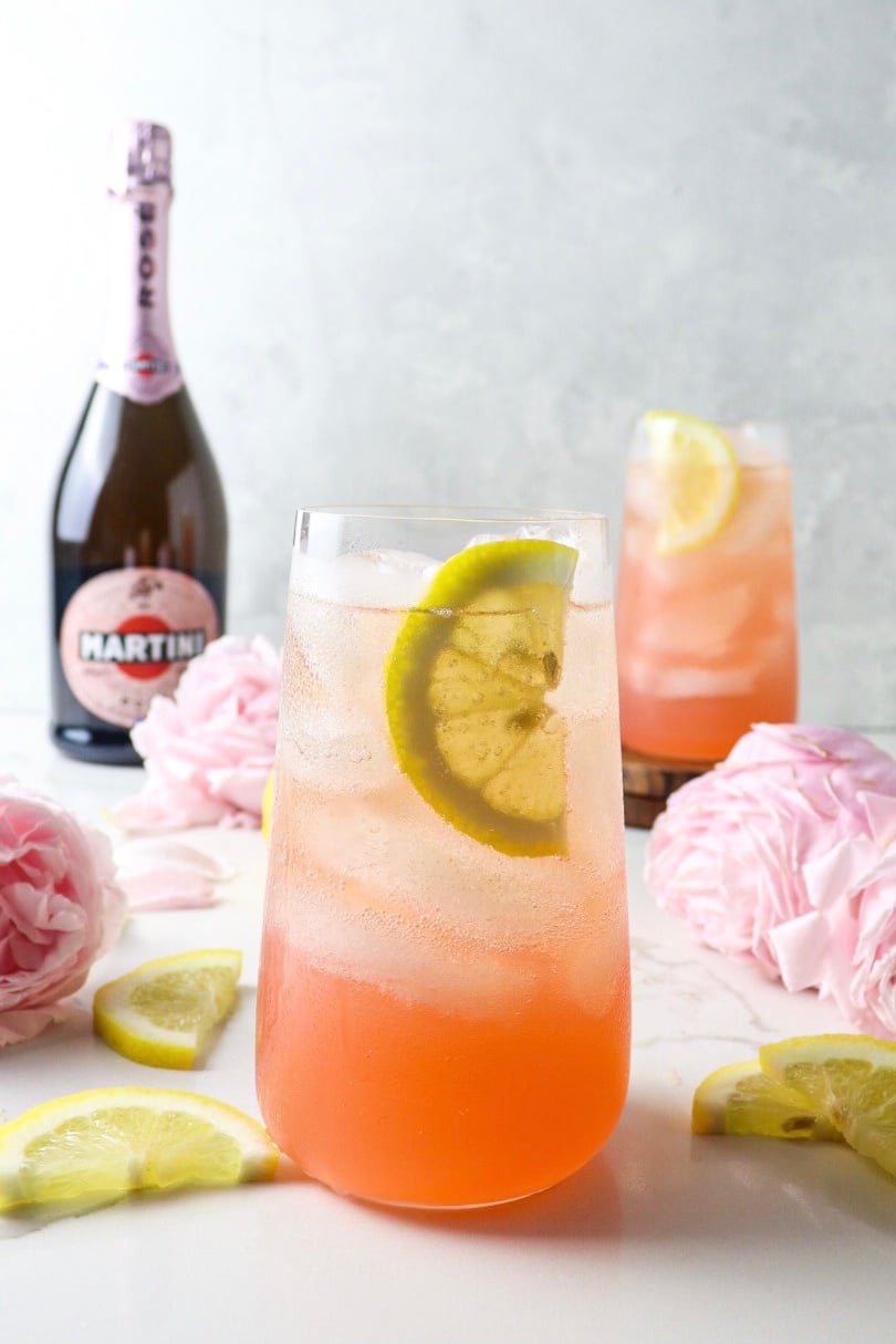 Sparkling Rosé Lemonade - Rhubarb & Lavender