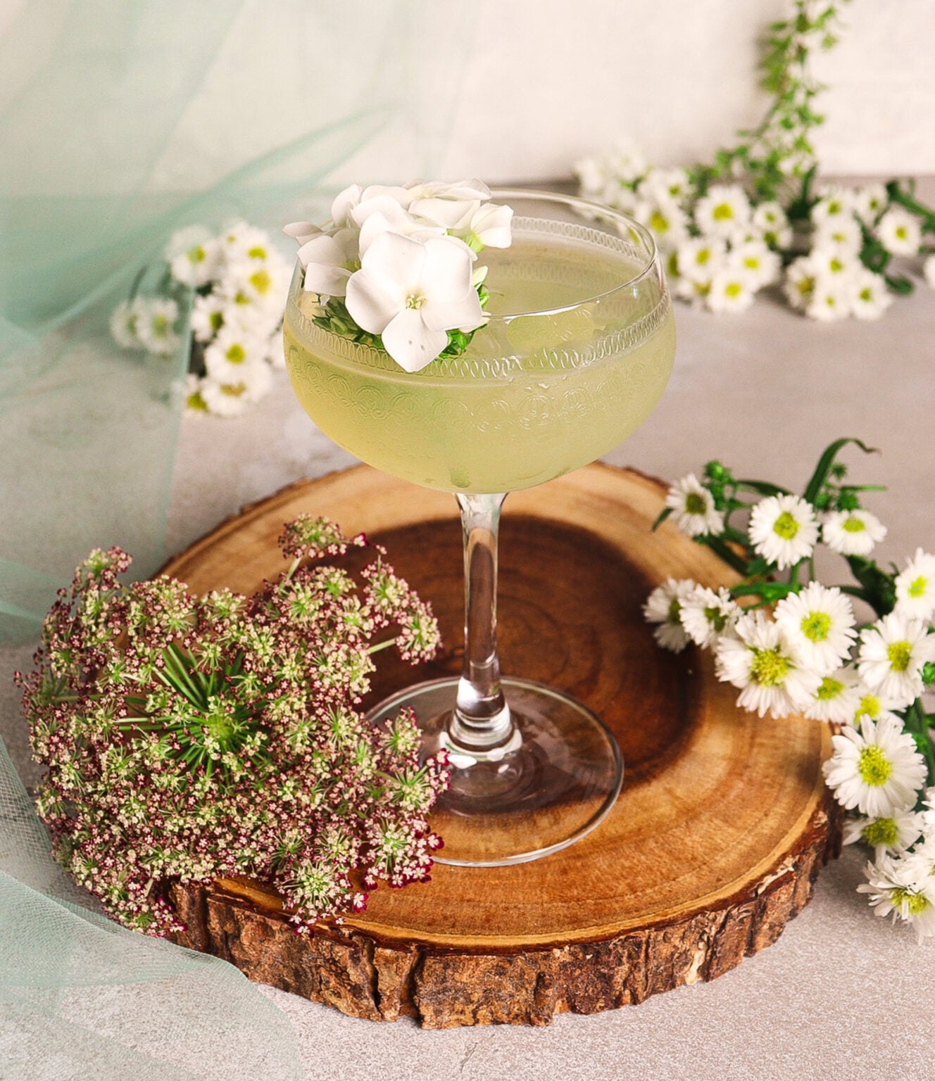 Lady of the Lake Cocktail | A Medieval Feast in Avalon