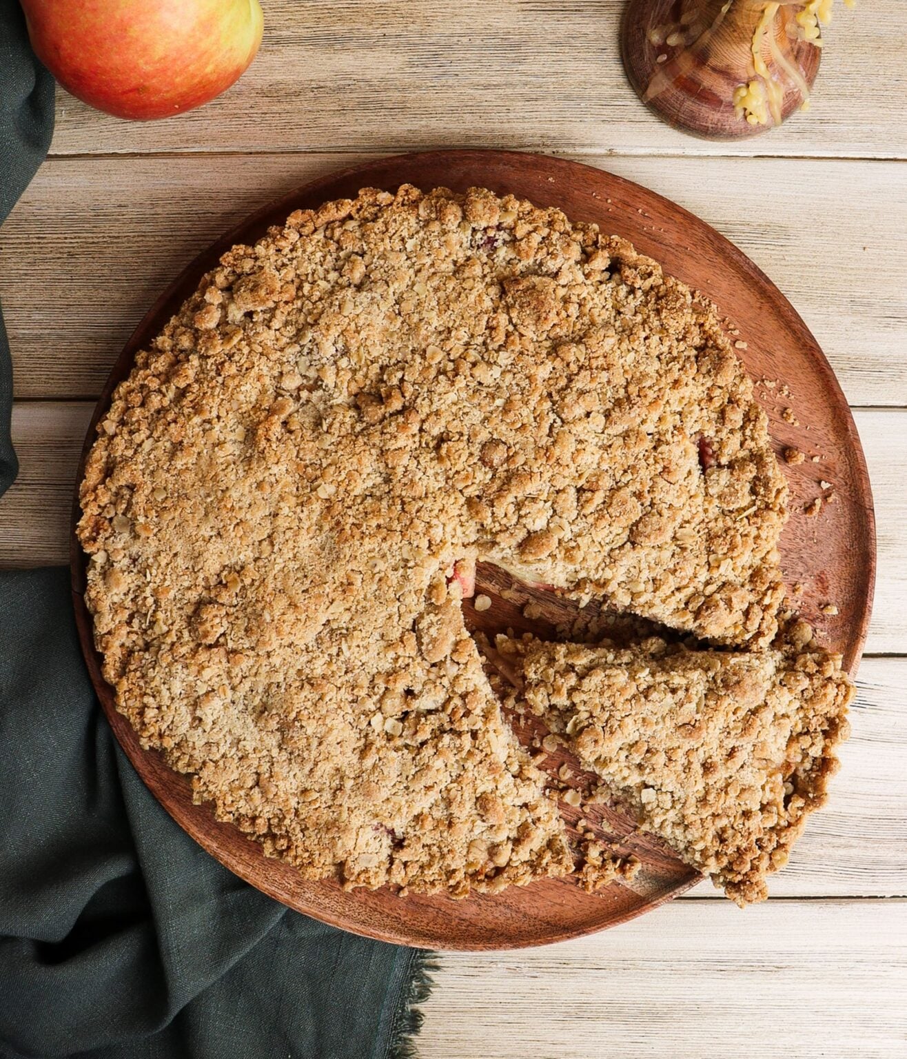 Raspberry Apple Crumble Tart | A Rustic Hobbit Dessert