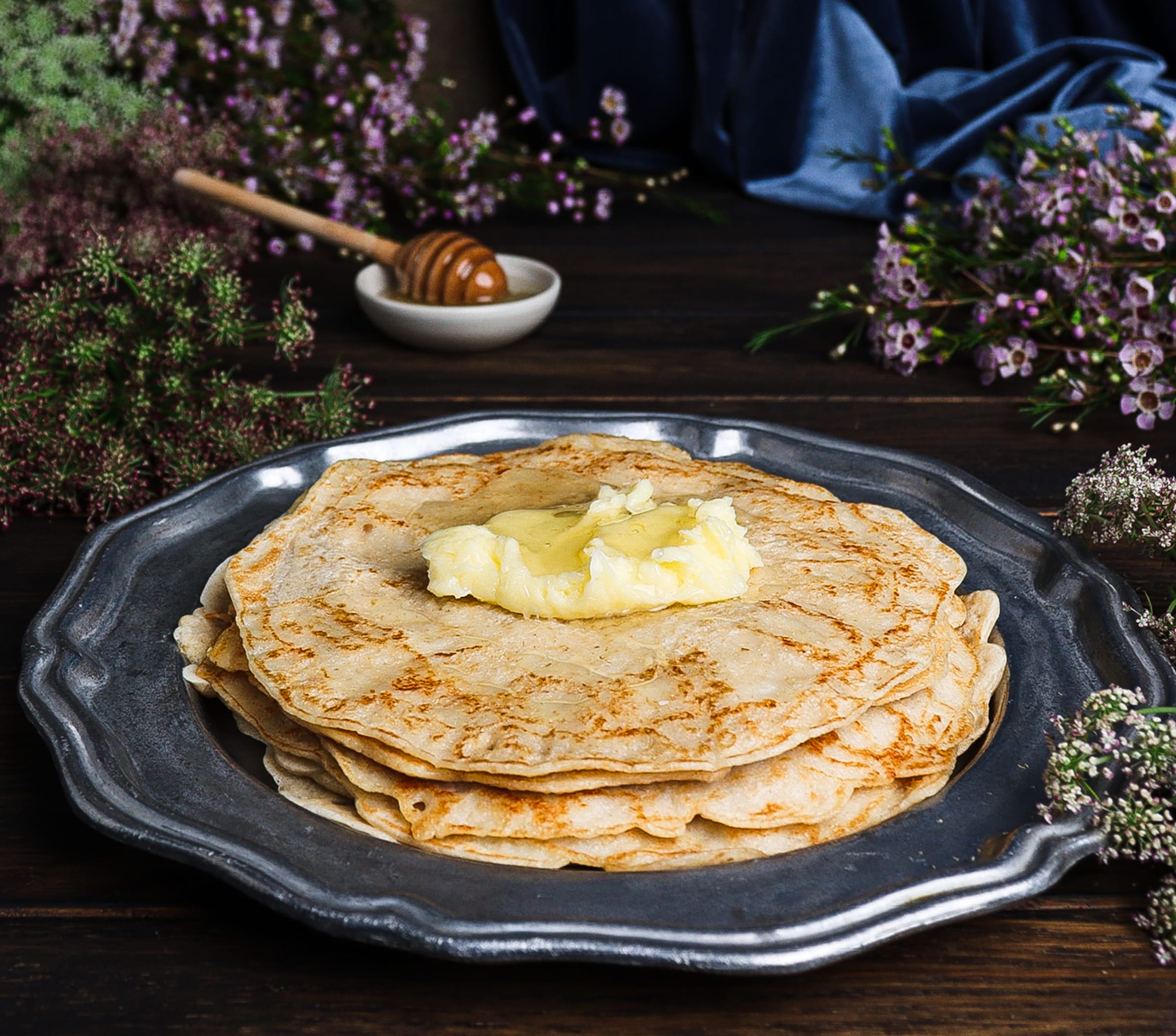 Yorkshire Oatcakes with Honey | Literary Recipes